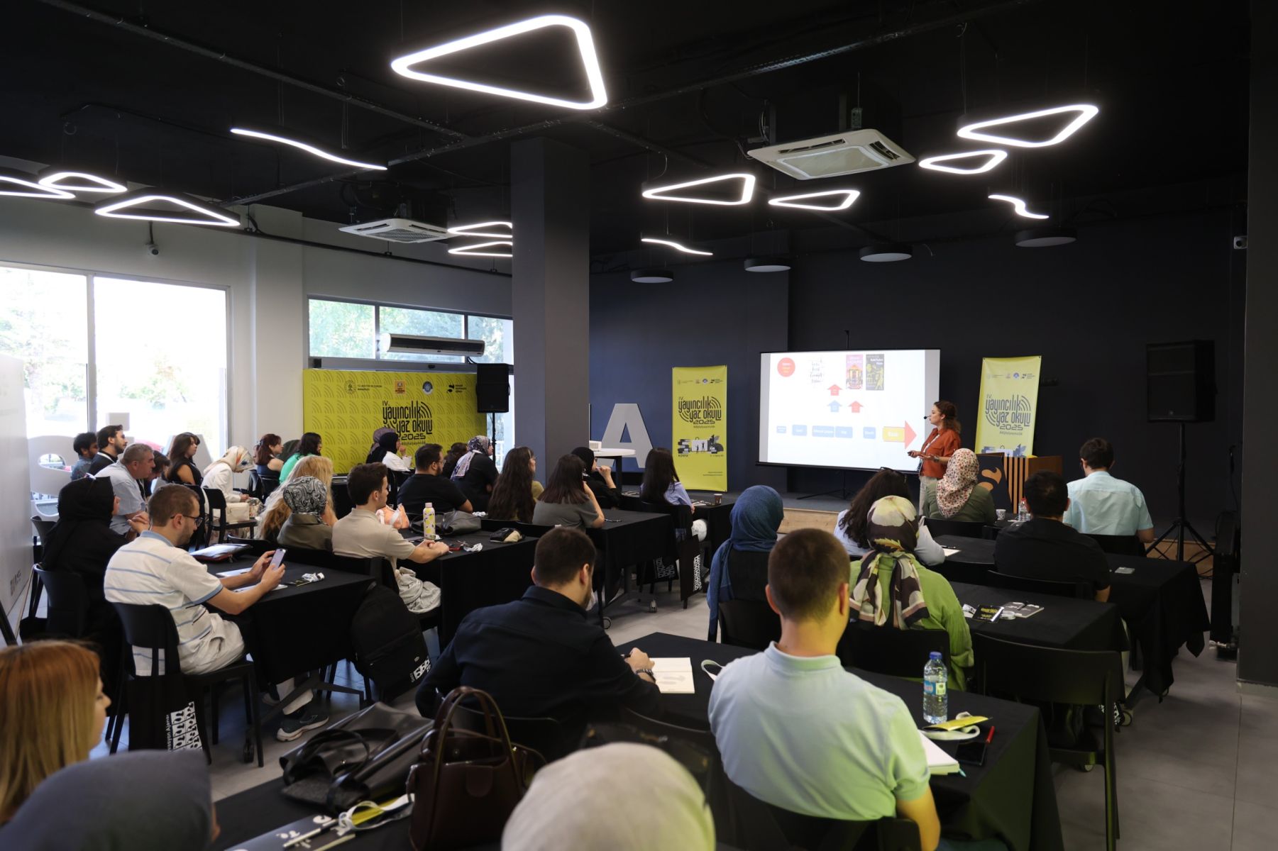 4. “Yayıncılık Yaz Okulu” Başladı